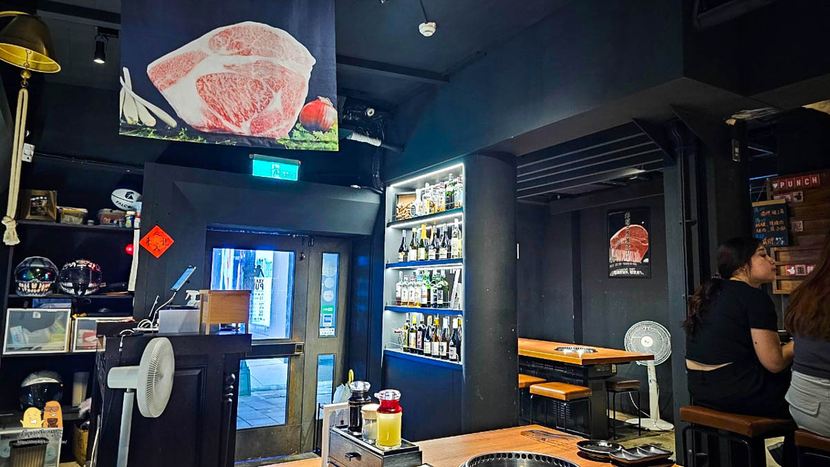 燒肉PUNCH東區三號店，東區肉質不差的精緻燒烤，但對錢包造成大量PUNCH傷害又吃不飽，哭阿! @D&W黑白雙搭